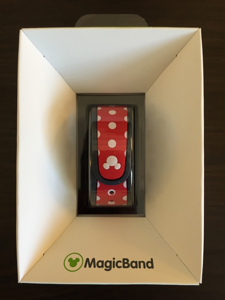 High quality images of the new Minnie MagicBand - Disney MagicBand ...