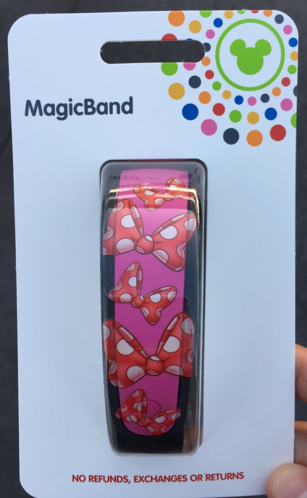 Here's a full and detailed look at "MagicBand on Demand" and all of the ...