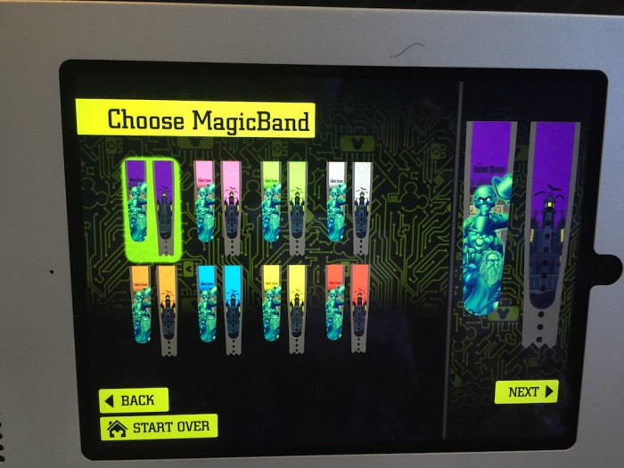 Here's a full and detailed look at "MagicBand on Demand" and all of the ...