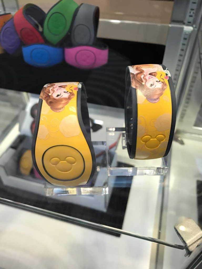 PICTURES: Major new redesigned MagicBands available soon! - Disney ...